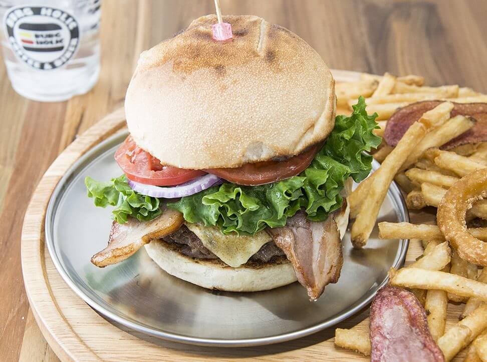 BACON EGG CHEESE BURGER ベーコンエッグチーズバーガー | BURG HOLIC Coffee & Diner ...